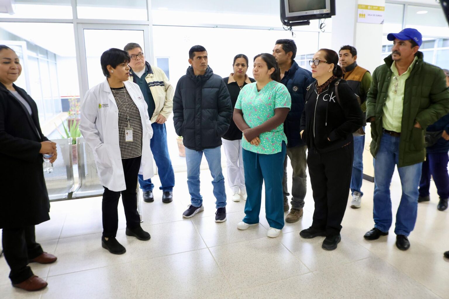 Atención médica garantizada en la UNEME de Platón Sánchez tras acuerdo ...